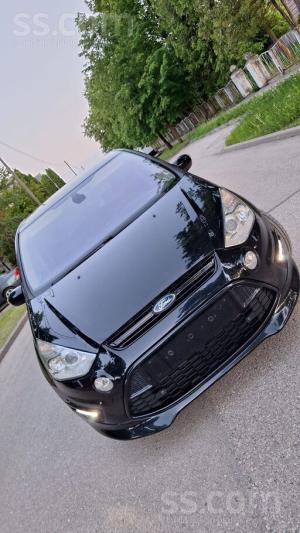 Black Ford S-Max 2011 in Daugavpils, with an engine capacity of 2.00 L and mileage of 265 thousand km for 5700 €, photo 13 on AUTOMOTO.COM.LV
