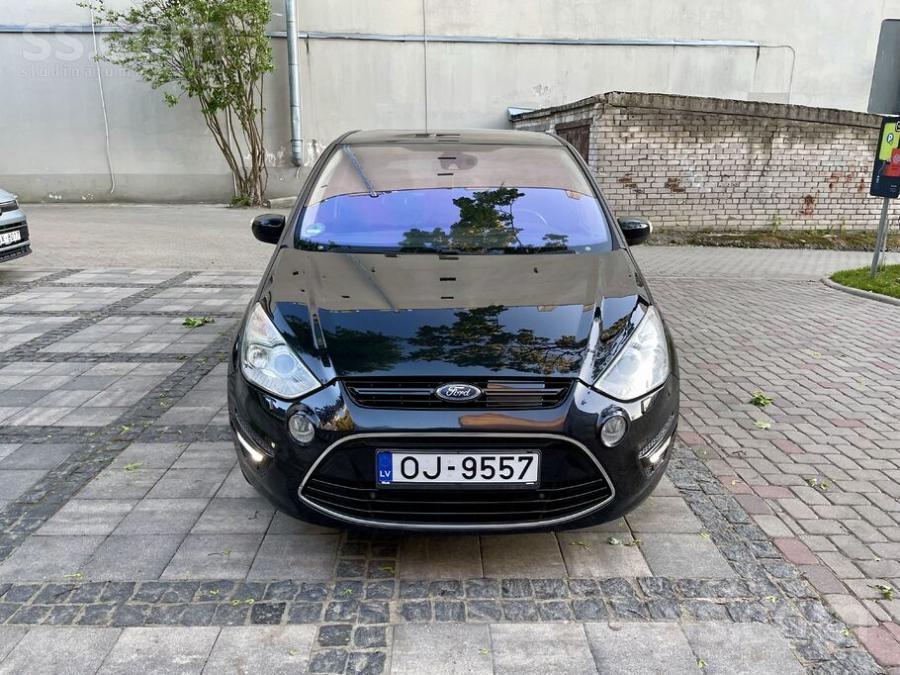 Melns Ford S-Max 2011 Rīga, ar dzinēja tilpumu 2.00 L un nobraukumu 360 tūkst. km par 5300 €, foto 3 vietnē AUTOMOTO.COM.LV