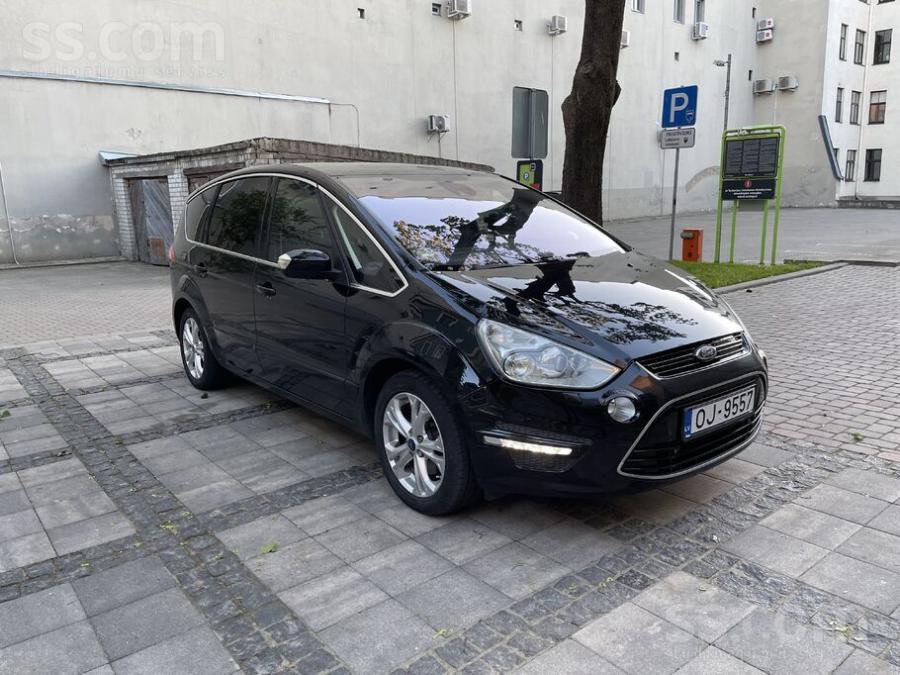 Melns Ford S-Max 2011 Rīga, ar dzinēja tilpumu 2.00 L un nobraukumu 360 tūkst. km par 5300 €, foto 4 vietnē AUTOMOTO.COM.LV