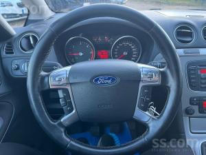 Melns Ford S-Max 2011 Kuldīga, ar dzinēja tilpumu 2.00 L un nobraukumu 351 tūkst. km par 3490 €, foto 16 vietnē AUTOMOTO.COM.LV