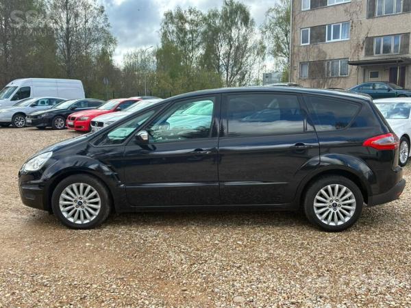 Melns Ford S-Max 2011 Kuldīga, ar dzinēja tilpumu 2.00 L un nobraukumu 326 tūkst. km par 4790 €, foto 5 vietnē AUTOMOTO.COM.LV