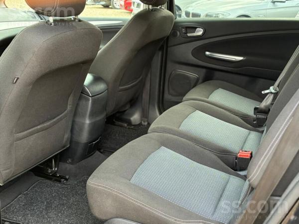Melns Ford S-Max 2011 Kuldīga, ar dzinēja tilpumu 2.00 L un nobraukumu 326 tūkst. km par 4790 €, foto 10 vietnē AUTOMOTO.COM.LV