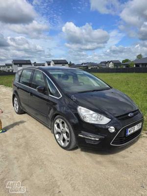 Black Ford S-Max 2011 in Kaunas, with an engine capacity of 2.00 L and mileage of 290 thousand km for 4100 €, photo 4 on AUTOMOTO.COM.LV