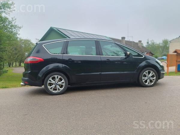 Melns Ford S-Max 2011 Rēzekne, ar dzinēja tilpumu 2.20 L un nobraukumu 359 tūkst. km par 4300 €, foto 3 vietnē AUTOMOTO.COM.LV