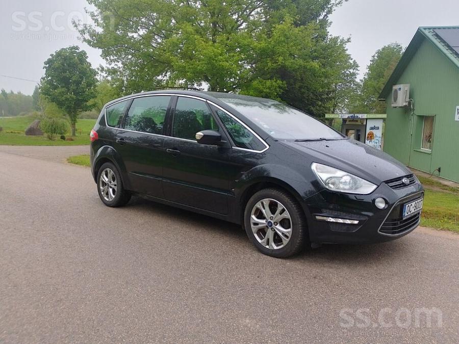 Melns Ford S-Max 2011 Rēzekne, ar dzinēja tilpumu 2.20 L un nobraukumu 359 tūkst. km par 4300 €, foto 3 vietnē AUTOMOTO.COM.LV