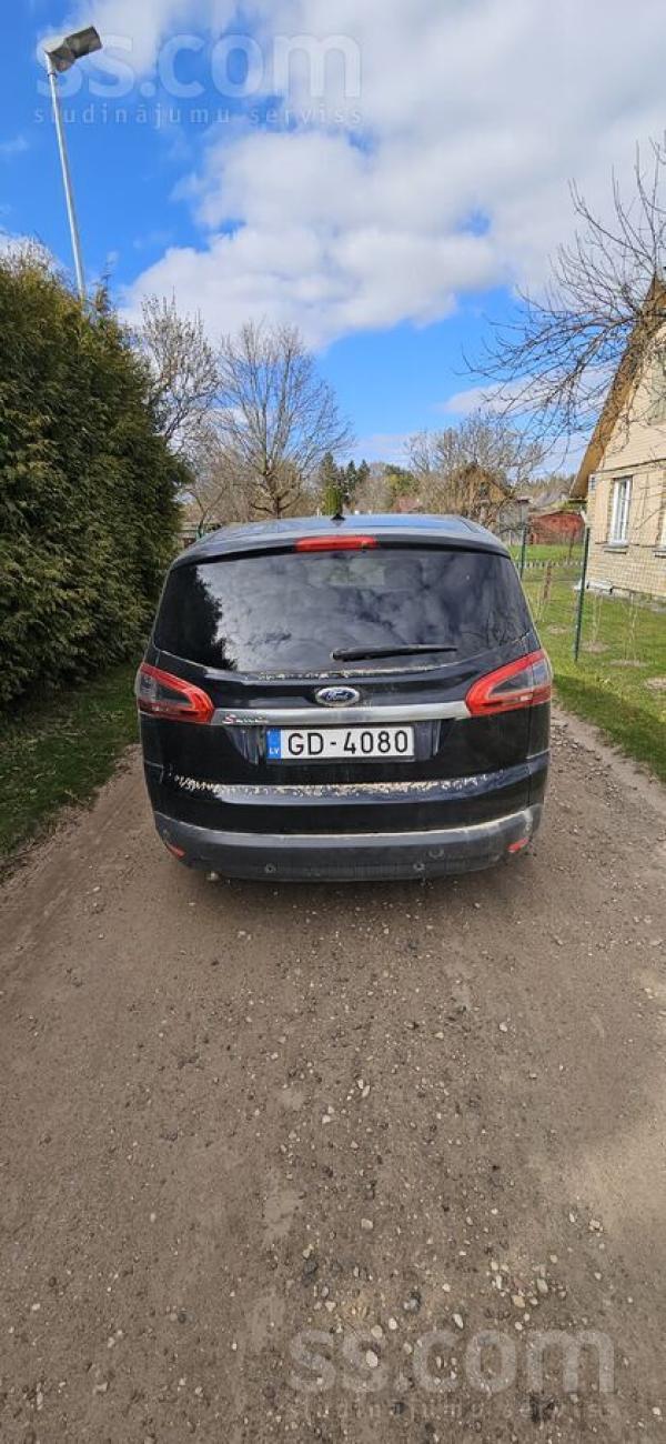 Melns Ford S-Max 2011 Ogre, ar dzinēja tilpumu 2.00 L un nobraukumu 265 tūkst. km par 2000 €, foto 4 vietnē AUTOMOTO.COM.LV