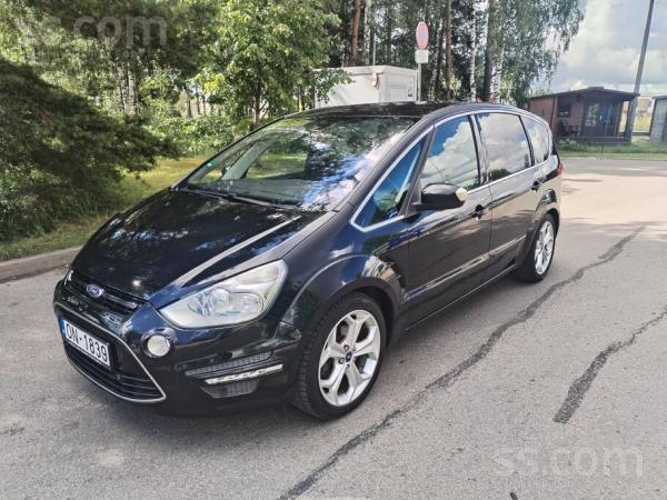 Black Ford S-Max 2011 in Riga, with an engine capacity of 2.20 L and mileage of 224 thousand km for 5650 €, photo 1 on AUTOMOTO.COM.LV