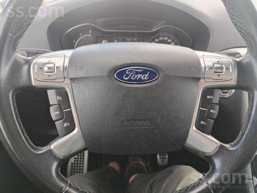 Black Ford S-Max 2011 in Riga, with an engine capacity of 2.20 L and mileage of 224 thousand km for 5650 €, photo 13 on AUTOMOTO.COM.LV