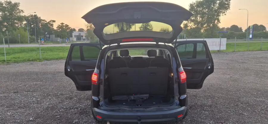 Melns Ford S-Max 2011 Daugavpils, ar dzinēja tilpumu 2.00 L un nobraukumu 225 tūkst. km par 4999 €, foto 28 vietnē AUTOMOTO.COM.LV