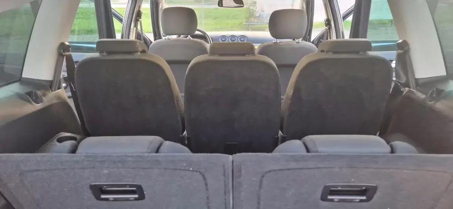 Melns Ford S-Max 2011 Daugavpils, ar dzinēja tilpumu 2.00 L un nobraukumu 225 tūkst. km par 4999 €, foto 29 vietnē AUTOMOTO.COM.LV