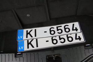 Black Ford S-Max 2011 in Riga, with an engine capacity of 2.00 L and mileage of 336 thousand km for 4390 €, photo 16 on AUTOMOTO.COM.LV