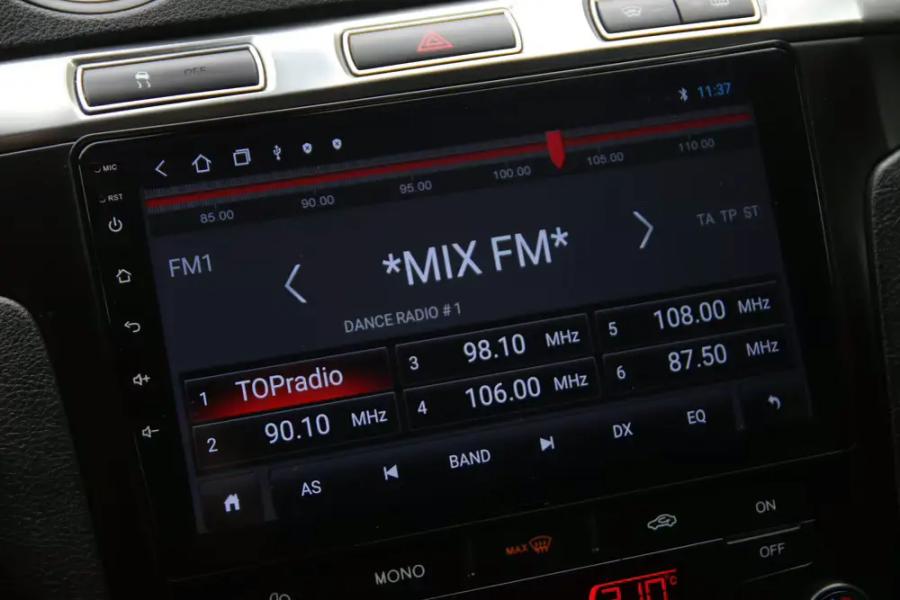 Black Ford S-Max 2011 in Riga, with an engine capacity of 2.00 L and mileage of 336 thousand km for 4390 €, photo 23 on AUTOMOTO.COM.LV