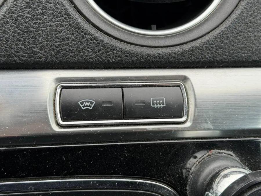 Melns Ford S-Max 2011 Rīga, ar dzinēja tilpumu 2.00 L un nobraukumu 318 tūkst. km par 2950 €, foto 9 vietnē AUTOMOTO.COM.LV
