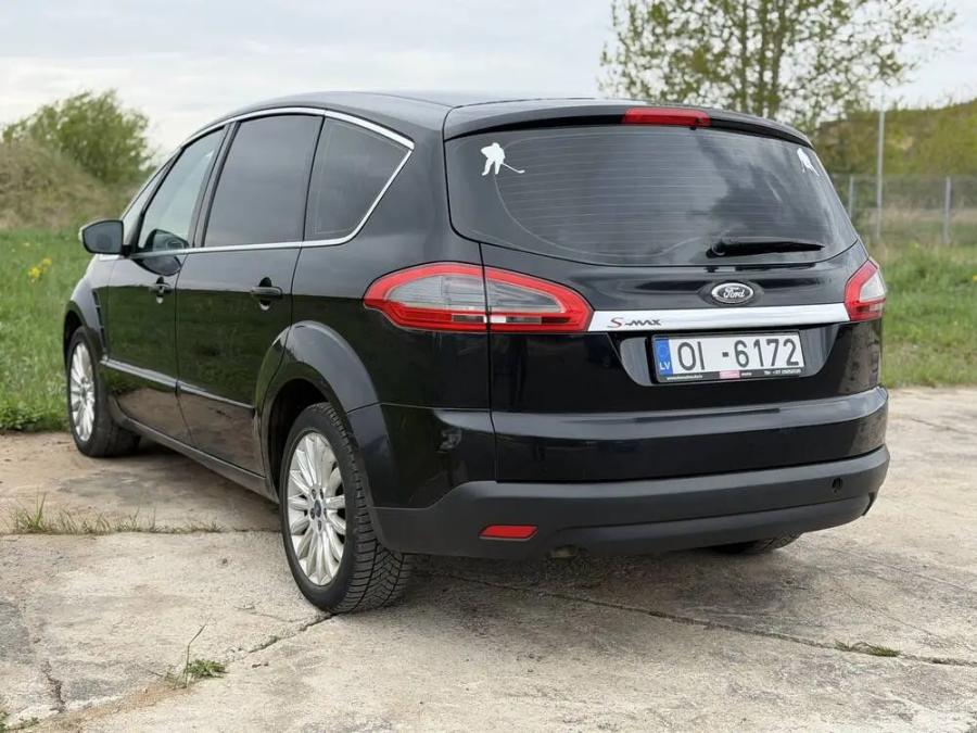 Melns Ford S-Max 2011 Rīga, ar dzinēja tilpumu 2.00 L un nobraukumu 318 tūkst. km par 2950 €, foto 10 vietnē AUTOMOTO.COM.LV