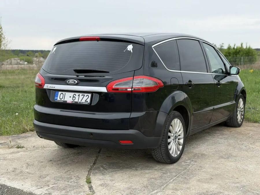 Melns Ford S-Max 2011 Rīga, ar dzinēja tilpumu 2.00 L un nobraukumu 318 tūkst. km par 2950 €, foto 12 vietnē AUTOMOTO.COM.LV