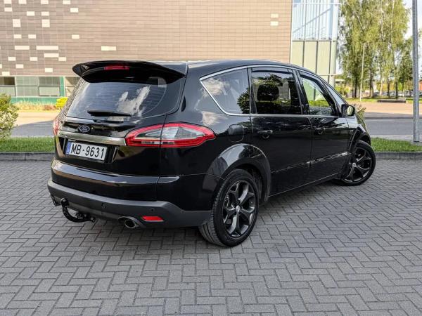 Melns Ford S-Max 2011 Jelgava, ar dzinēja tilpumu 2.20 L un nobraukumu 258 tūkst. km par 4800 €, foto 7 vietnē AUTOMOTO.COM.LV