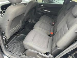 Black Ford S-Max 2011 in Riga, with an engine capacity of 2.00 L and mileage of 294 thousand km for 6250 €, photo 8 on AUTOMOTO.COM.LV