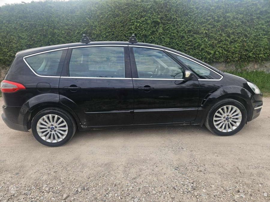Melns Ford S-Max 2011 Kauņa, ar dzinēja tilpumu 1.60 L un nobraukumu 207 tūkst. km par 2900 €, foto 4 vietnē AUTOMOTO.COM.LV
