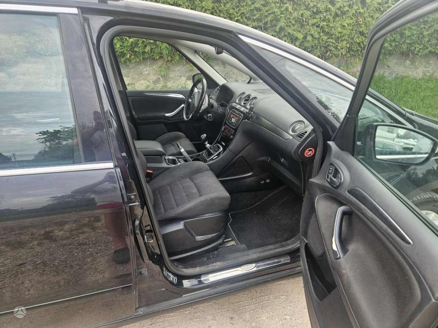 Melns Ford S-Max 2011 Kauņa, ar dzinēja tilpumu 1.60 L un nobraukumu 207 tūkst. km par 2900 €, foto 7 vietnē AUTOMOTO.COM.LV