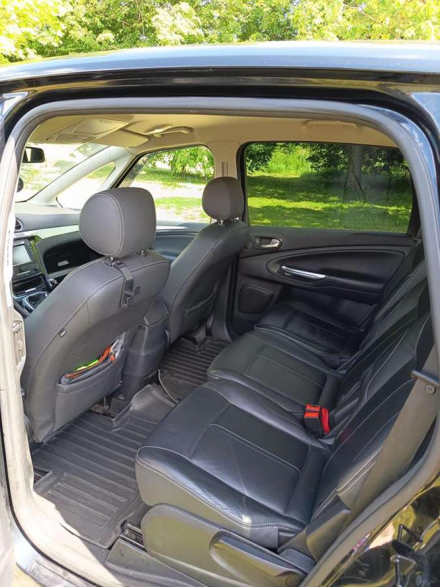 Melns Ford S-Max 2011 Viļņa, ar dzinēja tilpumu 2.00 L un nobraukumu 360 tūkst. km par 4600 €, foto 6 vietnē AUTOMOTO.COM.LV