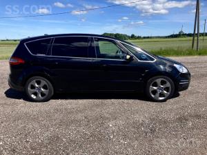 Black Ford S-Max 2011 in Talsi, with an engine capacity of 2.20 L and mileage of 235 thousand km for 6999 €, photo 3 on AUTOMOTO.COM.LV