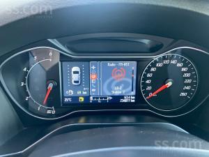 Black Ford S-Max 2011 in Talsi, with an engine capacity of 2.20 L and mileage of 235 thousand km for 6999 €, photo 8 on AUTOMOTO.COM.LV