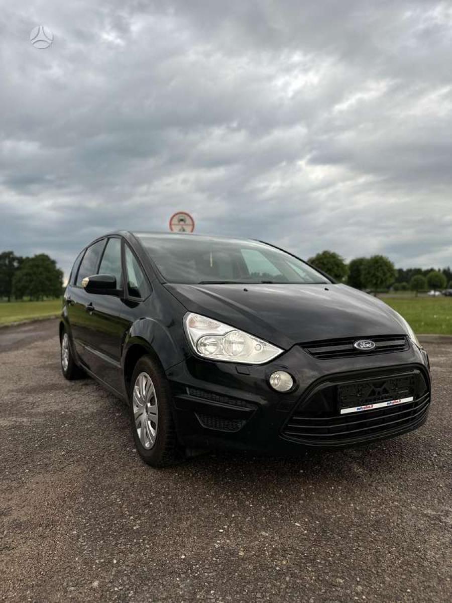 Black Ford S-Max 2011 in Kaunas, with an engine capacity of 2.00 L and mileage of 392 thousand km for 3699 €, photo 3 on AUTOMOTO.COM.LV