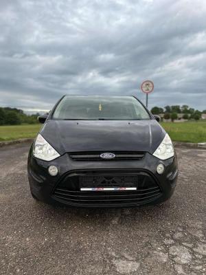 Black Ford S-Max 2011 in Kaunas, with an engine capacity of 2.00 L and mileage of 392 thousand km for 3699 €, photo 4 on AUTOMOTO.COM.LV