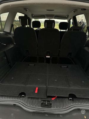Black Ford S-Max 2011 in Kaunas, with an engine capacity of 2.00 L and mileage of 392 thousand km for 3699 €, photo 18 on AUTOMOTO.COM.LV