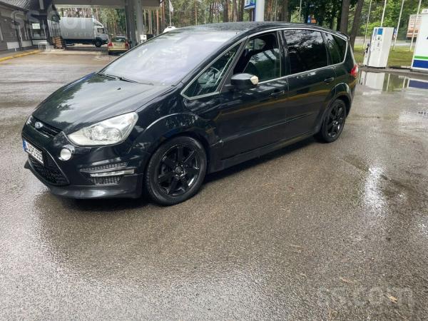 Black Ford S-Max 2011 in Riga, with an engine capacity of 2.00 L and mileage of 0 thousand km for 3499 €, photo 3 on AUTOMOTO.COM.LV