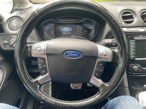 Black Ford S-Max 2011 in Riga, with an engine capacity of 2.00 L and mileage of 0 thousand km for 3499 €, photo 10 on AUTOMOTO.COM.LV