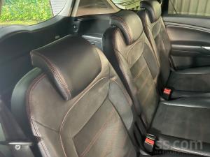 Melns Ford S-Max 2011 Rīga, ar dzinēja tilpumu 2.00 L un nobraukumu 0 tūkst. km par 3499 €, foto 28 vietnē AUTOMOTO.COM.LV