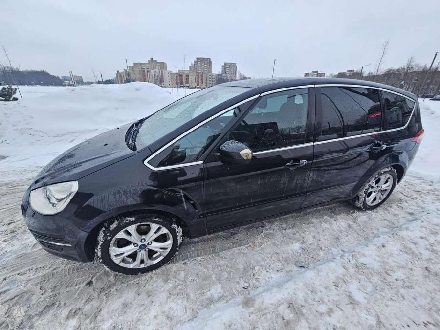 Melns Ford S-Max 2011 Kauņa, ar dzinēja tilpumu 2.00 L un nobraukumu 285 tūkst. km par 3700 €, foto 1 vietnē AUTOMOTO.COM.LV