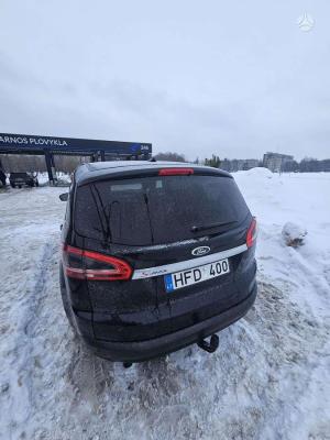 Melns Ford S-Max 2011 Kauņa, ar dzinēja tilpumu 2.00 L un nobraukumu 285 tūkst. km par 3700 €, foto 5 vietnē AUTOMOTO.COM.LV