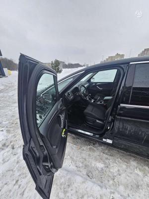 Melns Ford S-Max 2011 Kauņa, ar dzinēja tilpumu 2.00 L un nobraukumu 285 tūkst. km par 3700 €, foto 6 vietnē AUTOMOTO.COM.LV