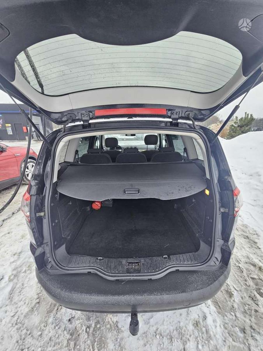 Melns Ford S-Max 2011 Kauņa, ar dzinēja tilpumu 2.00 L un nobraukumu 285 tūkst. km par 3700 €, foto 10 vietnē AUTOMOTO.COM.LV