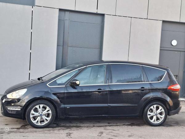 Black Ford S-Max 2011 in Silute, with an engine capacity of 2.00 L and mileage of 200 thousand km for 2000 €, photo 6 on AUTOMOTO.COM.LV