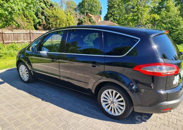 Black Ford S-Max 2011 in Riga, with an engine capacity of 2.00 L and mileage of 205 thousand km for 6500 €, photo 4 on AUTOMOTO.COM.LV
