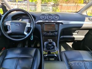Melns Ford S-Max 2011 Rīga, ar dzinēja tilpumu 2.00 L un nobraukumu 205 tūkst. km par 6500 €, foto 8 vietnē AUTOMOTO.COM.LV