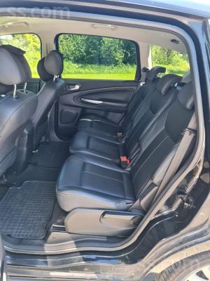 Melns Ford S-Max 2011 Rīga, ar dzinēja tilpumu 2.00 L un nobraukumu 205 tūkst. km par 6500 €, foto 11 vietnē AUTOMOTO.COM.LV
