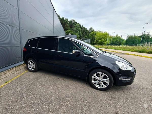 Melns Ford S-Max 2011 Viļņa, ar dzinēja tilpumu 2.20 L un nobraukumu 257 tūkst. km par 4850 €, foto 4 vietnē AUTOMOTO.COM.LV