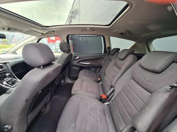 Melns Ford S-Max 2011 Viļņa, ar dzinēja tilpumu 2.20 L un nobraukumu 257 tūkst. km par 4850 €, foto 10 vietnē AUTOMOTO.COM.LV