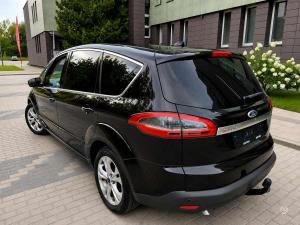 Black Ford S-Max 2011 in Vilnius, with an engine capacity of 2.00 L and mileage of 236 thousand km for 5650 €, photo  on AUTOMOTO.COM.LV