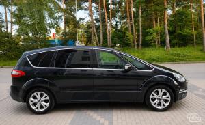 Black Ford S-Max 2011 in Vilnius, with an engine capacity of 2.00 L and mileage of 236 thousand km for 5650 €, photo 6 on AUTOMOTO.COM.LV