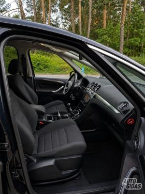 Black Ford S-Max 2011 in Vilnius, with an engine capacity of 2.00 L and mileage of 236 thousand km for 5650 €, photo 9 on AUTOMOTO.COM.LV