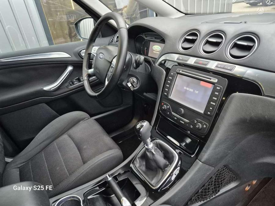 Melns Ford S-Max 2011 Tauragė, ar dzinēja tilpumu 2.00 L un nobraukumu 236 tūkst. km par 4900 €, foto 14 vietnē AUTOMOTO.COM.LV