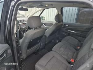 Melns Ford S-Max 2011 Tauragė, ar dzinēja tilpumu 2.00 L un nobraukumu 236 tūkst. km par 4900 €, foto 19 vietnē AUTOMOTO.COM.LV