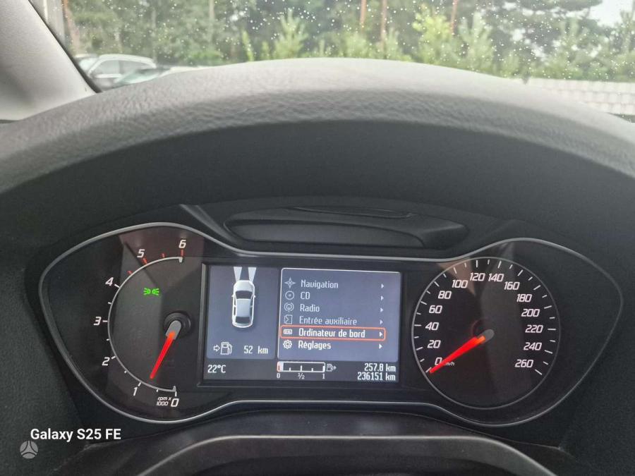 Melns Ford S-Max 2011 Tauragė, ar dzinēja tilpumu 2.00 L un nobraukumu 236 tūkst. km par 4900 €, foto 25 vietnē AUTOMOTO.COM.LV