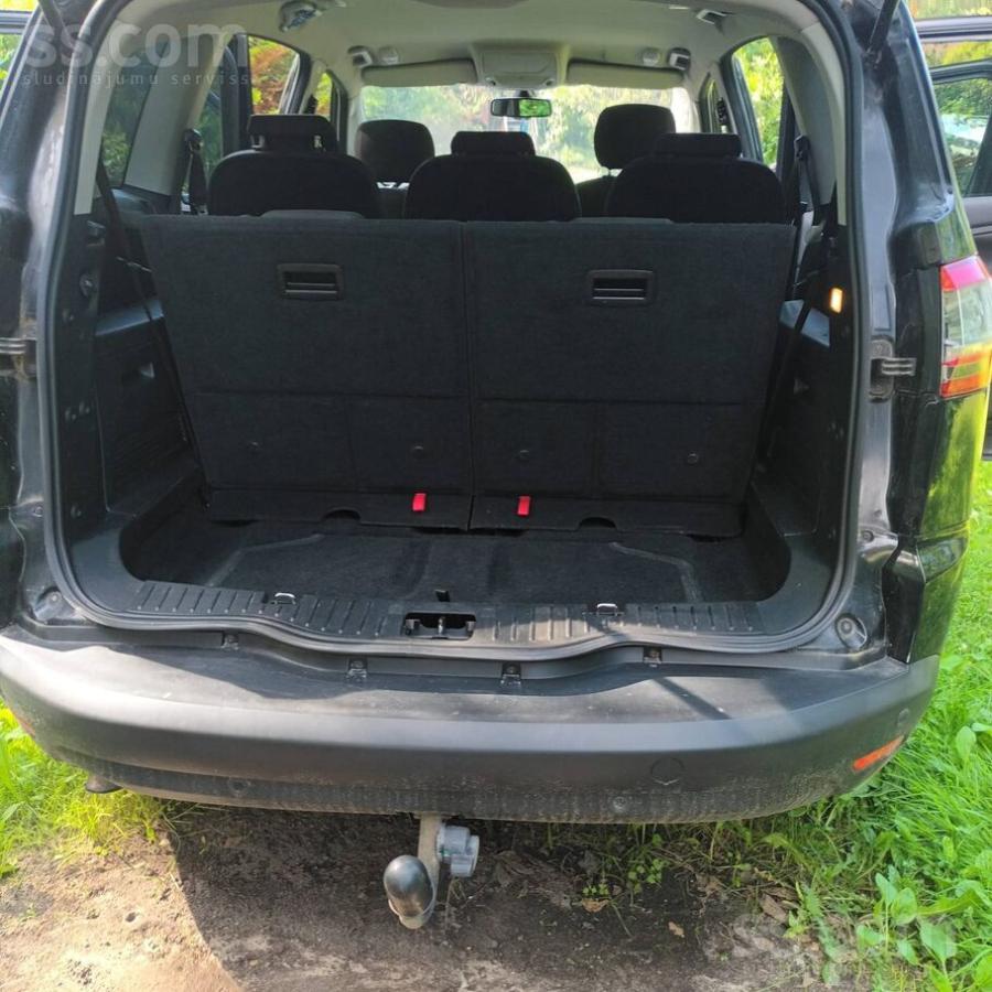 Black Ford S-Max 2011 in Riga, with an engine capacity of 2.00 L and mileage of 263 thousand km for 3600 €, photo 10 on AUTOMOTO.COM.LV