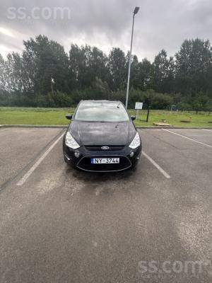 Melns Ford S-Max 2011 Aizkraukle, ar dzinēja tilpumu 2.00 L un nobraukumu 261 tūkst. km par 6200 €, foto 5 vietnē AUTOMOTO.COM.LV